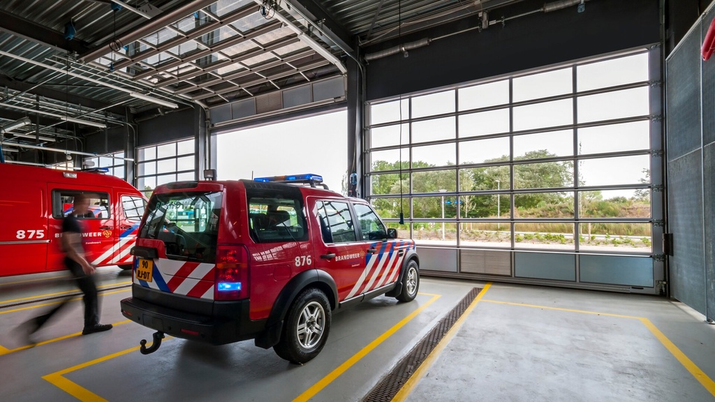 1042 F | Saudi Crawford Door